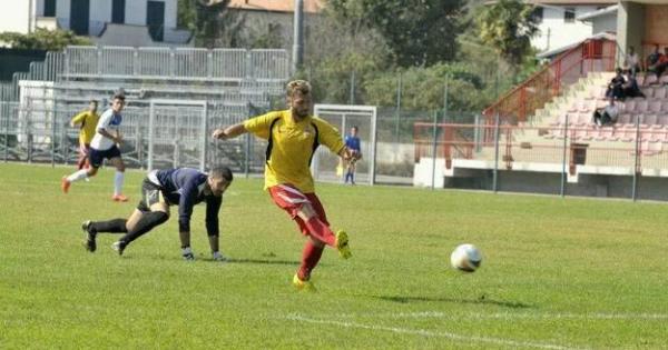 Movila fa esultare il Morolo: il Roccasecca cade al Marocco - Gazzetta ...